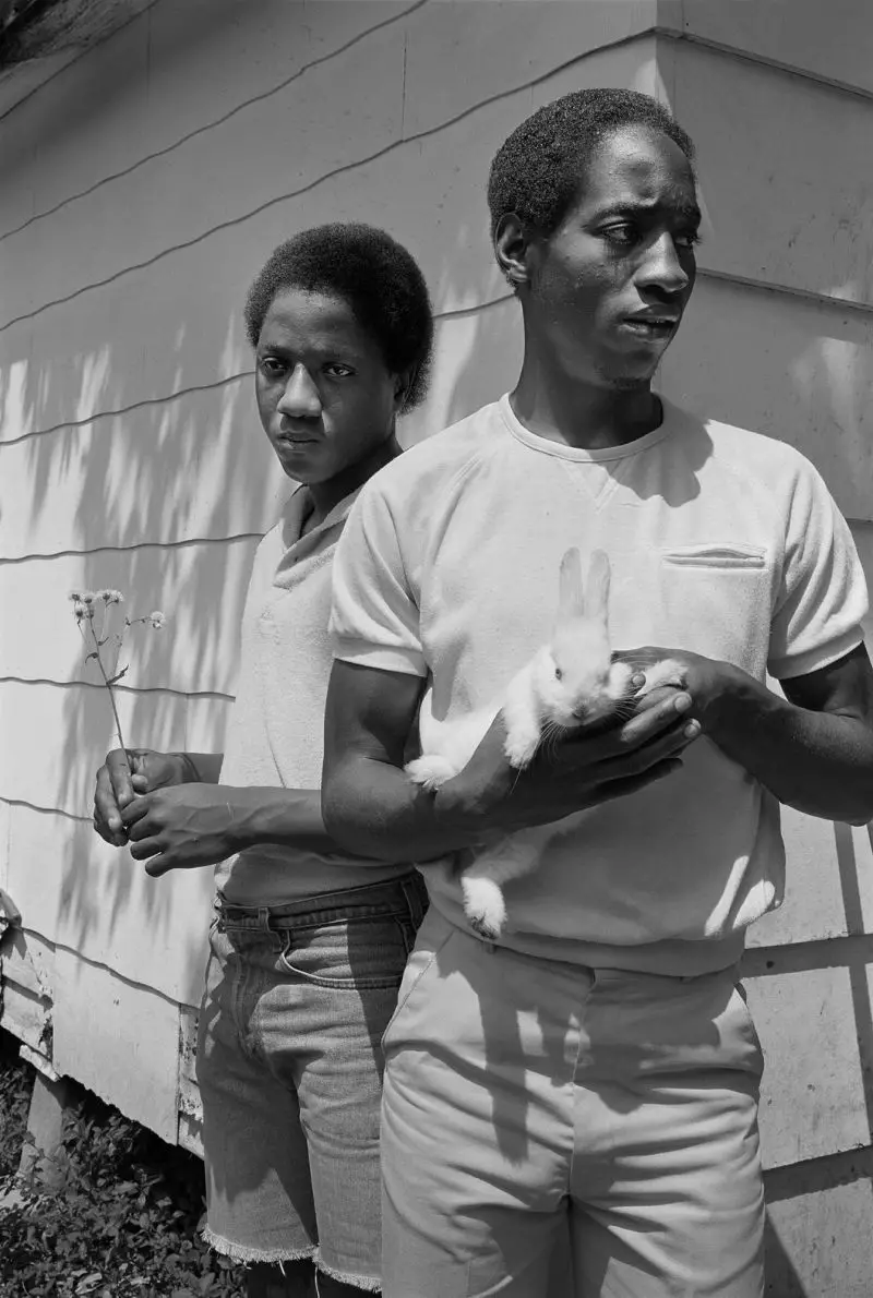 Állatok: Sage Sohier fényképei emberekről és házi kedvenceikről az 1970-es évek végén és a '80-as években