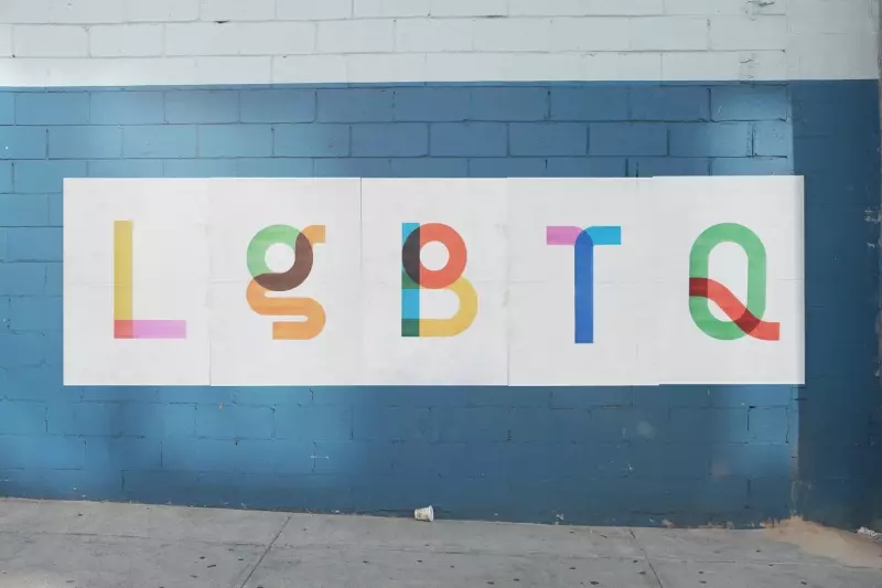 Type with Pride: Et typografisk projekt, der hylder den ikoniske kunstner Gilbert Bakers liv