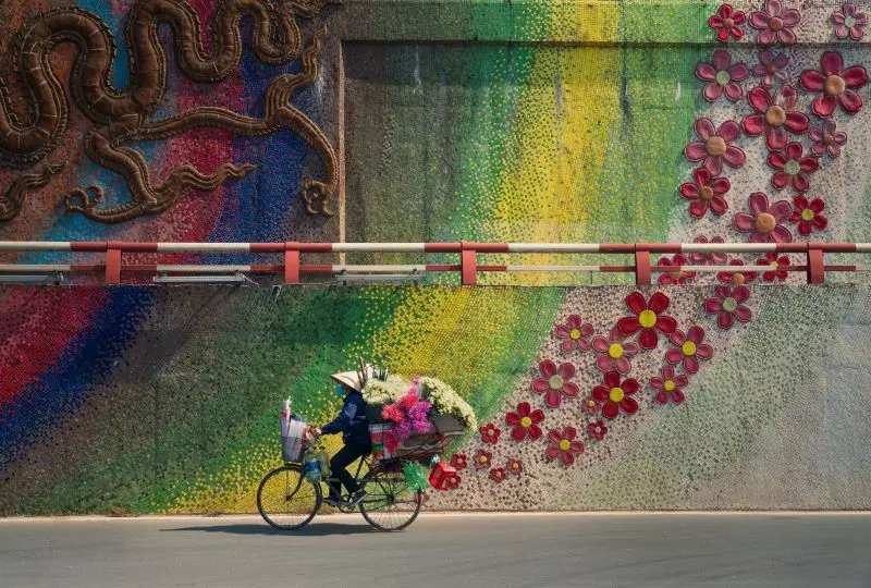 Żwiemel selvaġġi, tradizzjonijiet Messikani u Buddisti tewmin: ir-rebbieħa nazzjonali żvelati fis-Sony World Photography Awards 2022