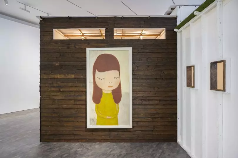 La mostra Pinacoteca: Landmark Yoshitomo Nara presenta una galleria all'interno di una galleria 1094_11