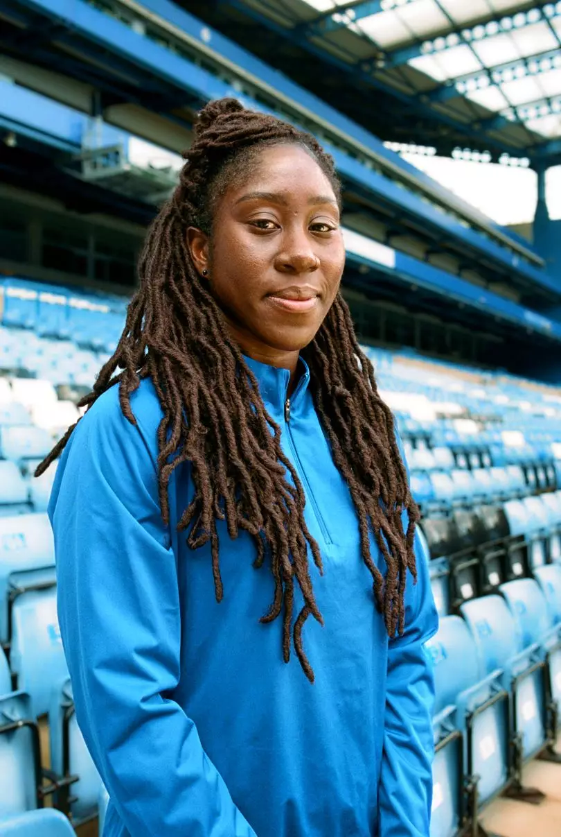 Anita Asante, profesjonell fotballspiller, England International og Olympian. © Eliza Hatch. Alle bildene er tatt med tillatelse fra Adobe Stock og fotografene.