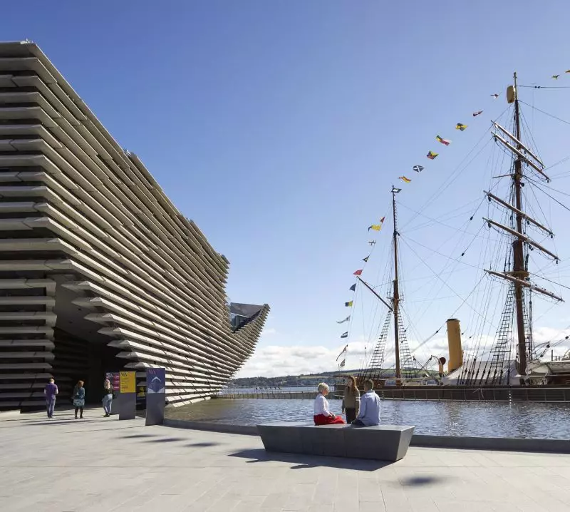 V&A Dundee androany dia manambara ny atiny tsara tarehy sy feno hazavana mialoha ny fanokafana ofisialy azy