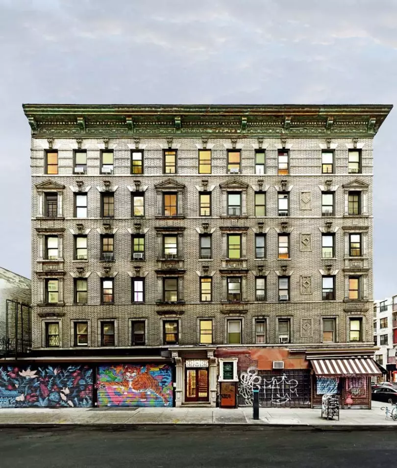 Elevations & Avenues- Matt Petosa သည် New York ၏ အဆောက်အဦးများ၏ အလှကို ဖမ်းယူထားသည်။ 1215_3