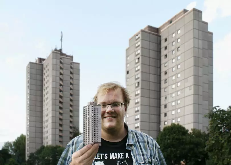 Berlin. Hochhaus Ernst-Thälmann-Park. 2017. ©Zupagrafika