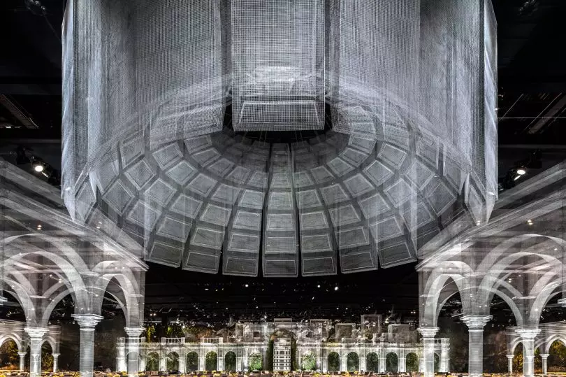 Edoardo Tresoldi's colossal Renaissance faaji ni itara ti a ṣe jade ti apapo waya 1224_2