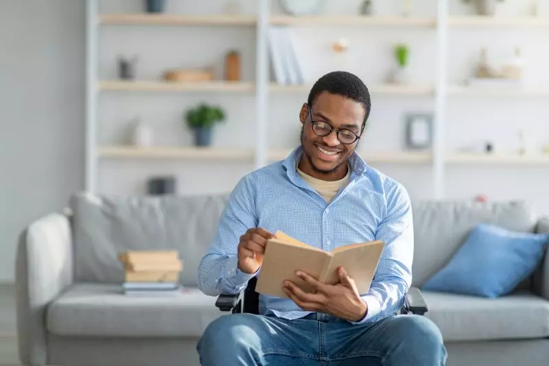 Séntese atrapado? Proba estes catro trucos sinxelos para facer un cambio positivo