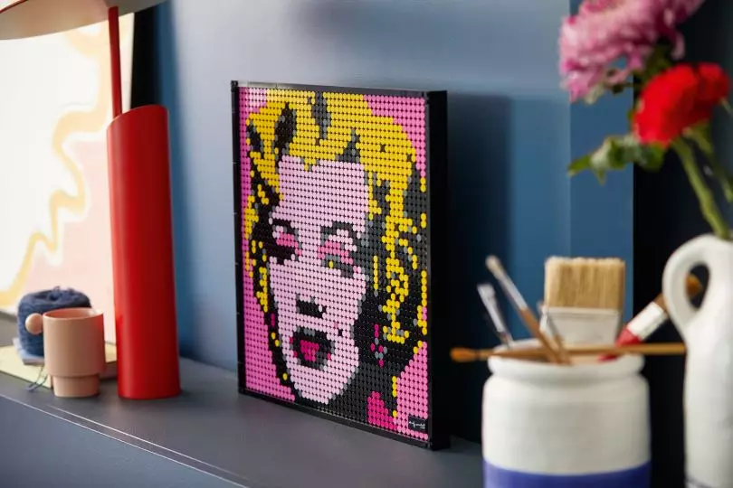 Stellen Sie Andy Warhols berühmten Siebdruck von Marilyn Monroe mit neuen LEGO Art Sets nach 1571_2