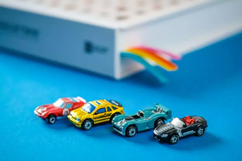 Micro, но много: неофициална колекция Micro Machines за тези от нас, които обичат количките играчки