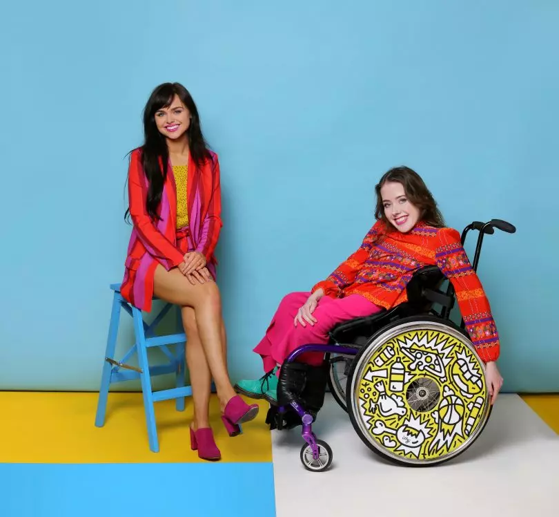 Ailbhe and Izzy، بنیانگذاران Izzy Wheels، عکس سارا دویل، چرخ ها توسط تیموتی گودمن