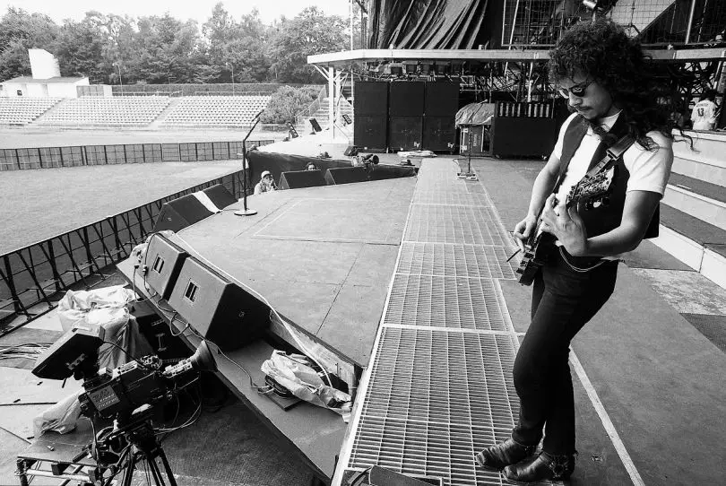 Metallica: The Black Album in Black & White © Ross Halfin