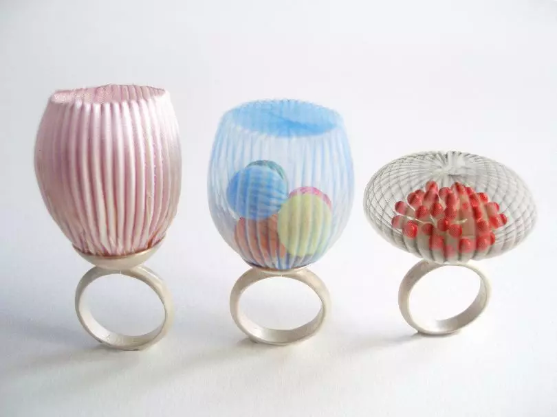 Legesyge, gennemskinnelige 3D-smykker lavet af stof og inspireret af havdyr 1688_5