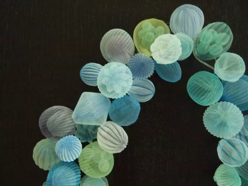 چنچل، پارباسی 3D زیورات جو کپڑے سے بنی ہیں اور سمندری مخلوق سے متاثر ہیں 1688_8