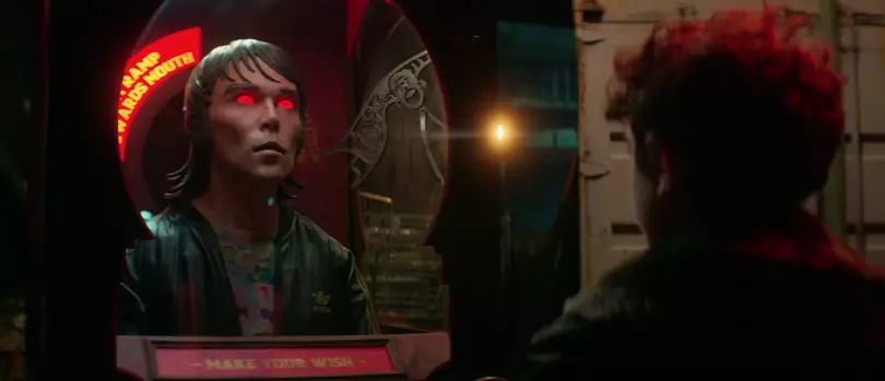 La nouvelle vidéo étrange d'Ian Brown réinvente le chanteur en tant que personnage animatronique de Zoltar 1734_5