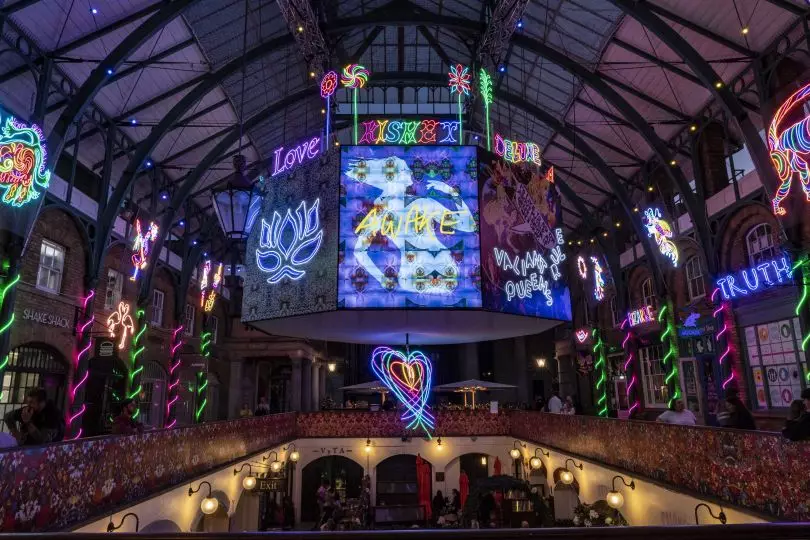 Chila Burman'ın neon kaplanları, yılanları ve olumlu sözleri Covent Garden for Pride'ı aydınlatıyor 1891_3