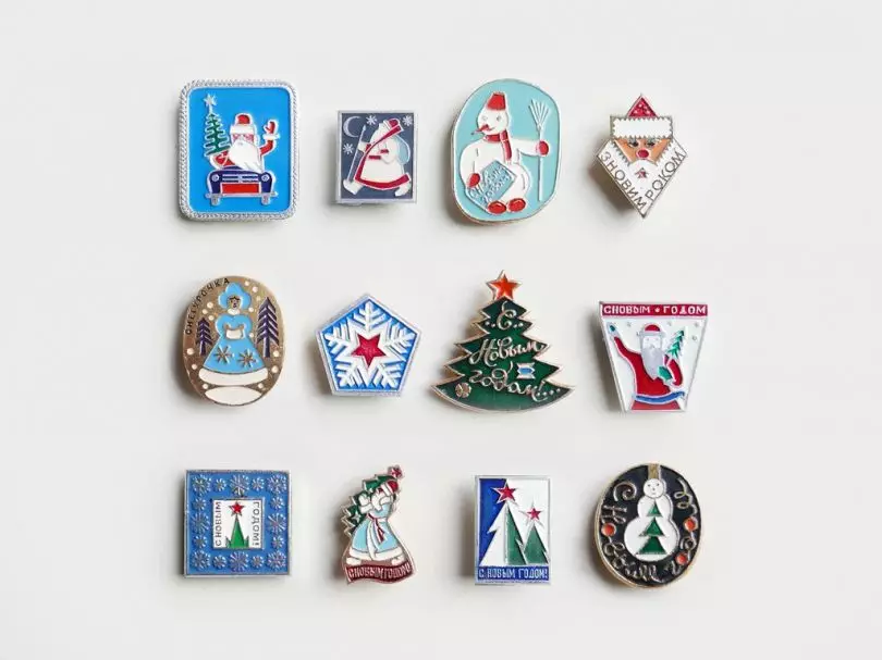 Present & Correct ile Sovyet Noel Pinleri