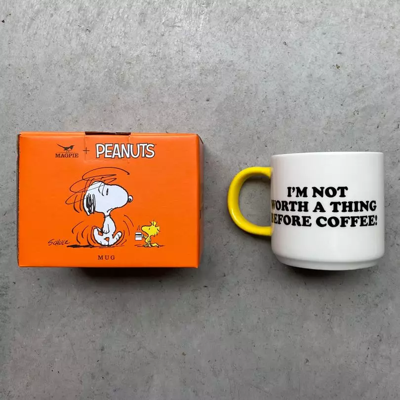 Snoopy mug, permezz ta' Hen's Teeth
