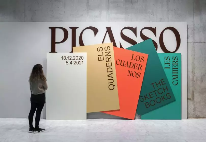 Karya Ara Estudio untuk Museu Picasso menggunakan Migra Pan Pangram Pangram