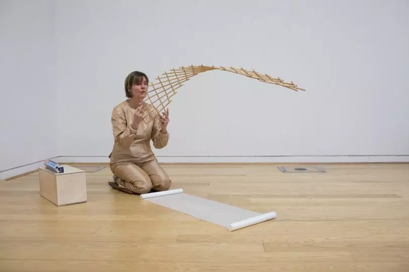 Ora Dekorator: artis kinerja Lisa Watts mbukak keajaiban obyek saben dinten 2598_4