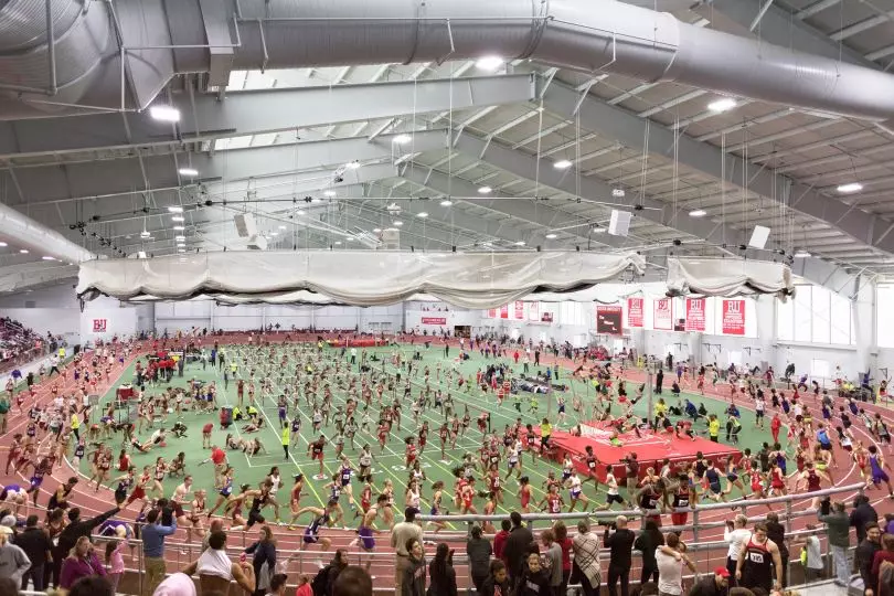 Campos llenos de gente: fotografías compuestas de campos deportivos que muestran patrones humanos 2755_9