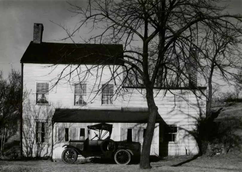 Westchester, New York, Farmhouse, 1931 © Walker Evans med tillatelse fra Huxley-Parlour Gallery