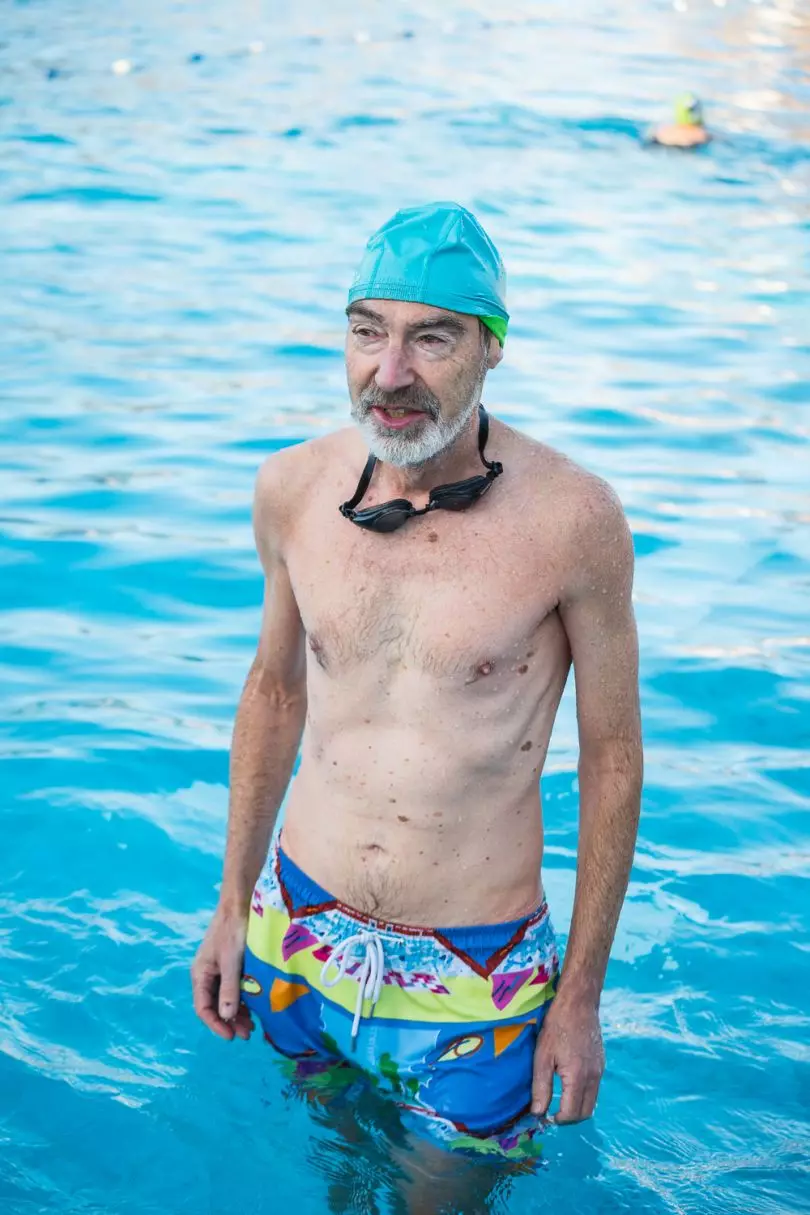 Fotografías de antes e despois de Michael Wharley de nadadores en auga fría en Londres 2799_5