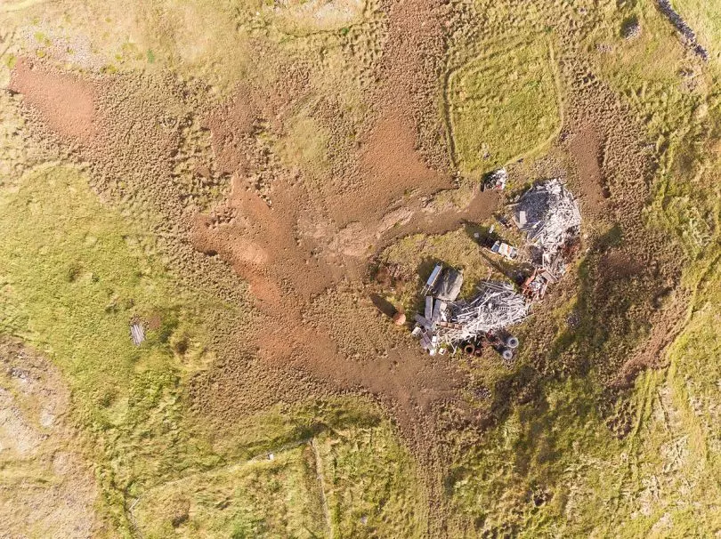 Iceland From Above: ຊຸດການຖ່າຍຮູບທີ່ຈັບໃຈໄດ້ປ່ຽນພູມສັນຖານທີ່ງົດງາມເປັນວຽກງານສິລະປະ 2878_11