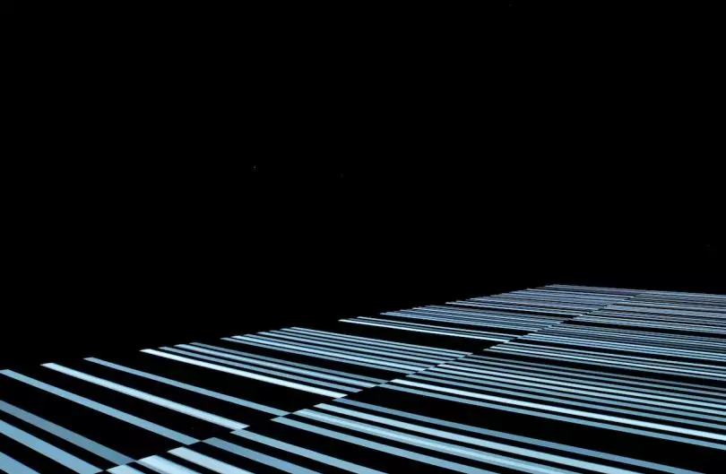 Ryoji Ikeda, परीक्षण ढाँचा [No.12] स्टोर X द विनाइल कारखाना आयोग। फोटो। रोजेला देगोरी