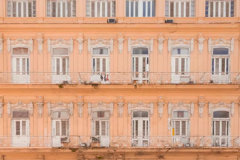 Buntes Kuba: Der Fotograf Salvador Cueva fängt bonbonfarbene Architektur ein 2894_6