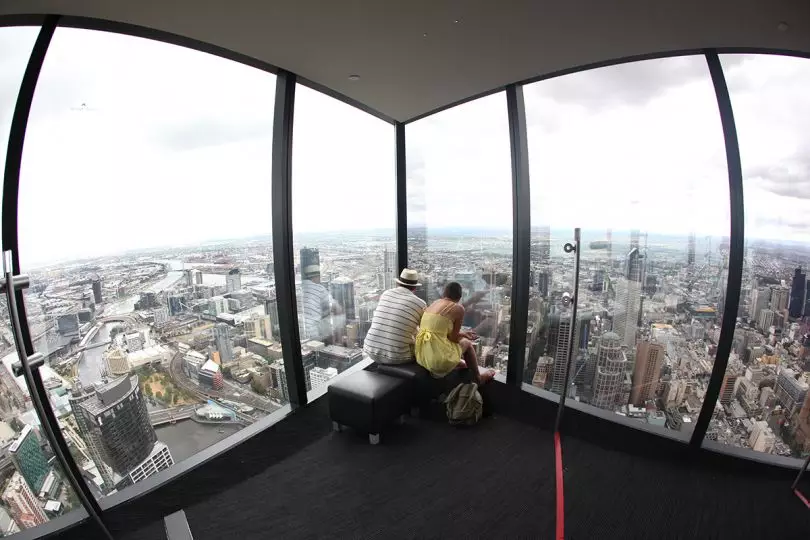 Eureka Tower | Сүрөт [Adobe Stock] сайтынан алынган(https://stock.adobe.com/uk/?as_channel=email&as_campclass=brand&as_campaign=creativeboom-UK&as_source=adobe&as_camptype=acquisition&as_content=stock-FMF-banner)