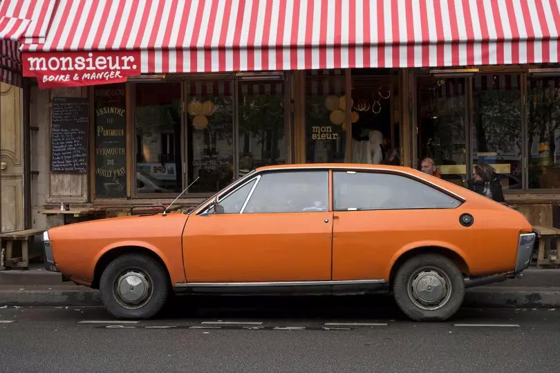 Cotxes: l'exploració fotogràfica de Philipp Zechner de la nostra obsessió pels vehicles de motor 3081_5