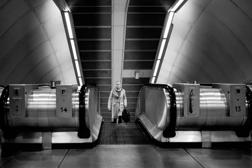 Fotografer Tarik Ahmet ngadokumentasikeun 24 jam munggaran di London Underground 3128_4