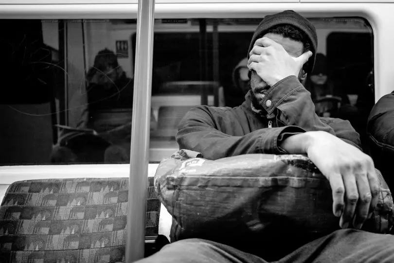 Fotografer Tarik Ahmet ngadokumentasikeun 24 jam munggaran di London Underground 3128_5