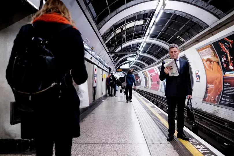 Fotografer Tarik Ahmet ngadokumentasikeun 24 jam munggaran di London Underground 3128_6