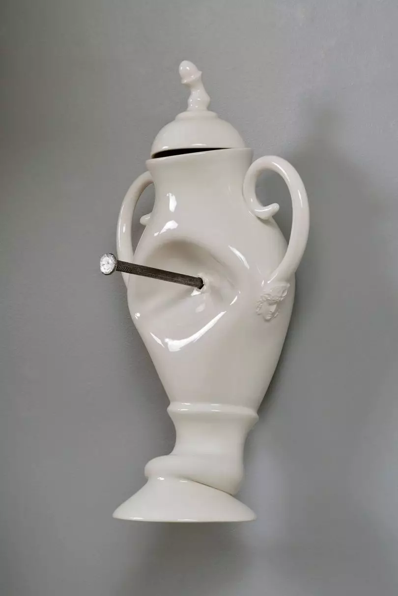 Abuse: Artist gets violent with porcelain to create beaten, contemporary sculptures 3146_6