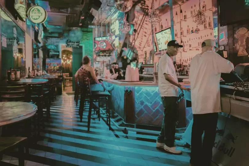 Inside The Night: Si Franck Bohbot ay sumilip sa loob ng after hours life ng New Orleans 3180_9