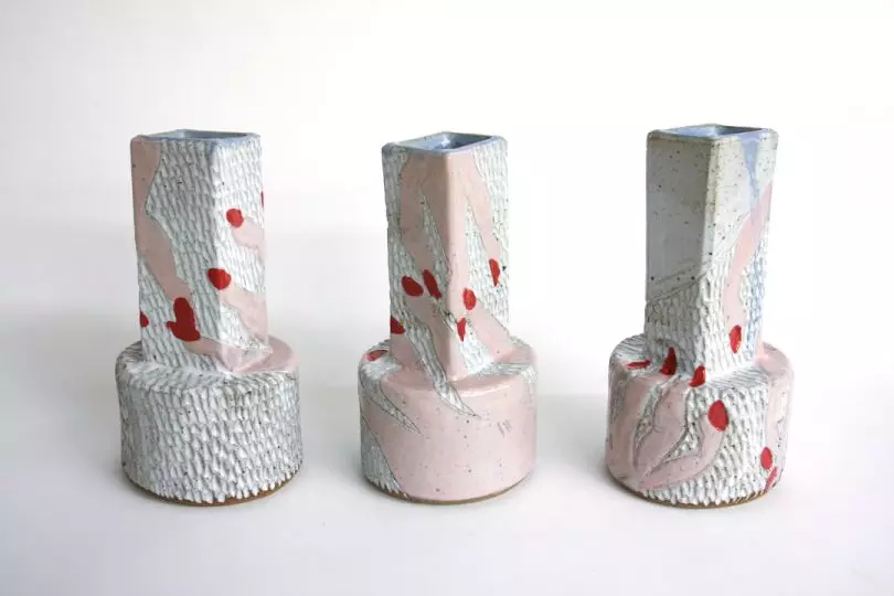 Lady Finger Vases : Des vases charmants qui fusionnent les beaux-arts et la céramique avec la mode 3209_9