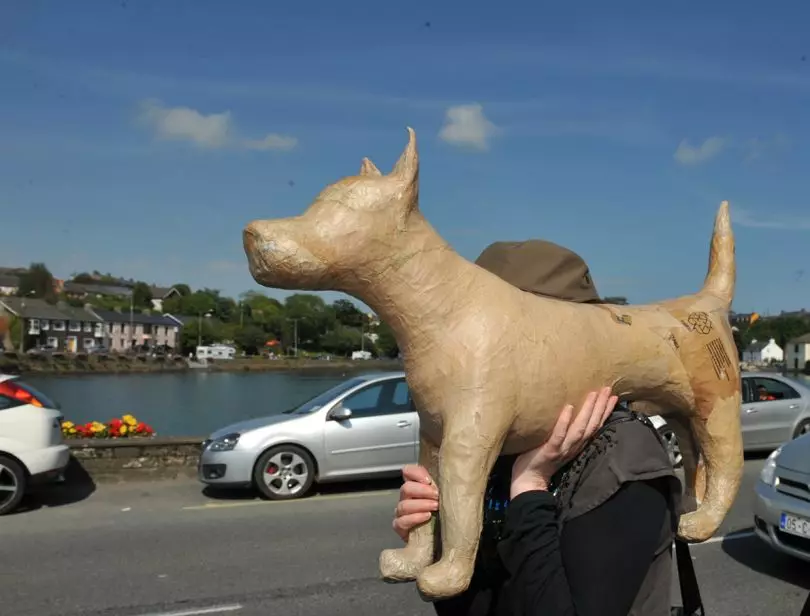 The Dog Project: 120 mapaglarong papier-mâché pooch na pinakawalan sa County Cork 3278_11