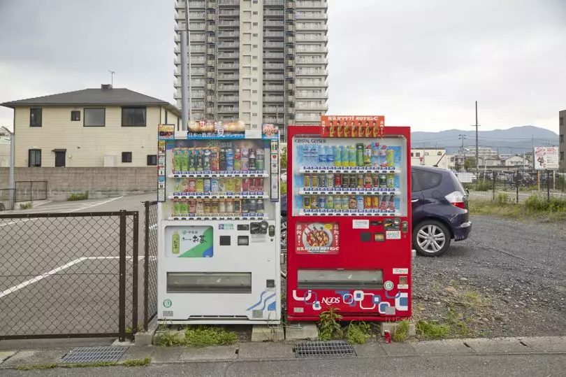 Jidouhanbaiki: fotoattēlu sērija, kas pēta Japānas apsēstību ar tirdzniecības automātiem 3309_5