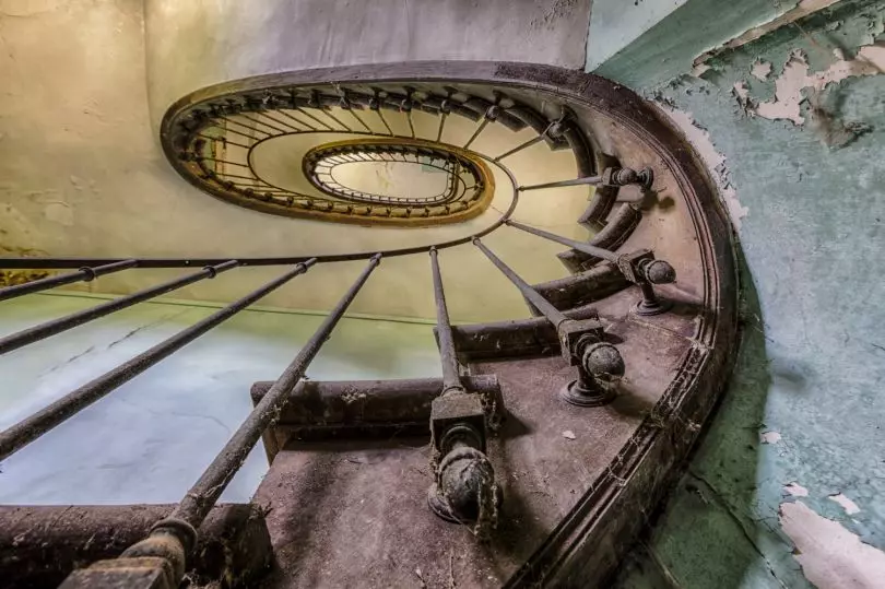 Edificios abandonados: el fotógrafo nos muestra un vistazo del fin del mundo 3384_14