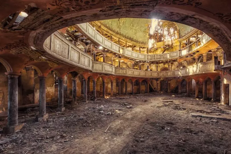 Edificios abandonados: el fotógrafo nos muestra un vistazo del fin del mundo 3384_22