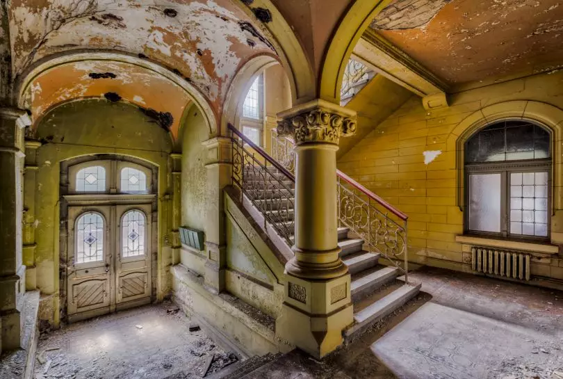 Edificios abandonados: el fotógrafo nos muestra un vistazo del fin del mundo 3384_25