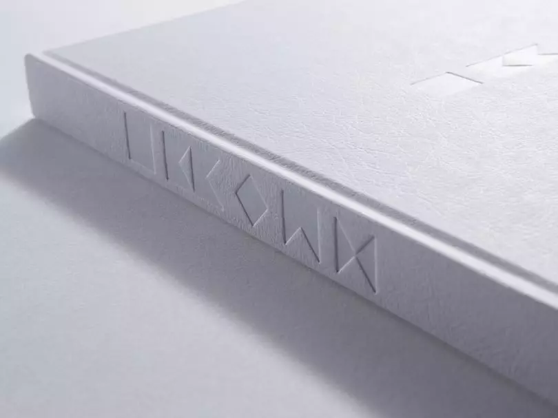 Ikkoan is a beautiful book that reveals the beauty of wagashi 3413_10