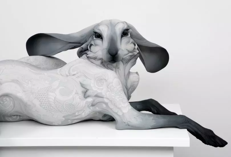Smukke vilde dyreskulpturer, der udforsker ekstremerne af menneskelige følelser 3497_4