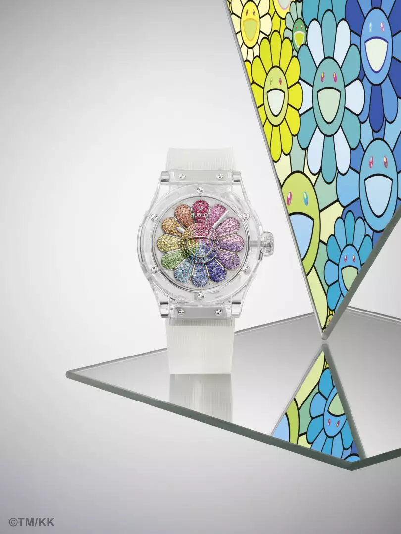 Ang iconic nga mapahiyumong mga bulak ni Takashi Murakami nahimo nga usa ka makolekta nga timepiece 351_4