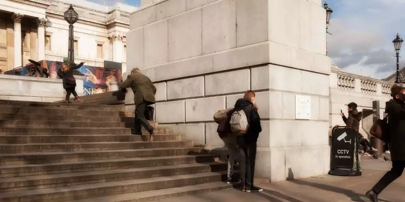 London utcai fényképek, amelyek több tucat pillanatot örökítenek meg egy képkockában 3581_8