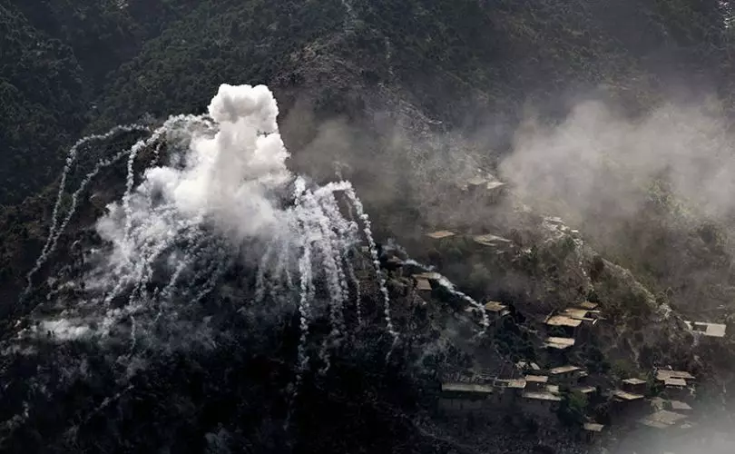 Você nunca os vê assim, fotografias do falecido Tim Hetherington 3881_2