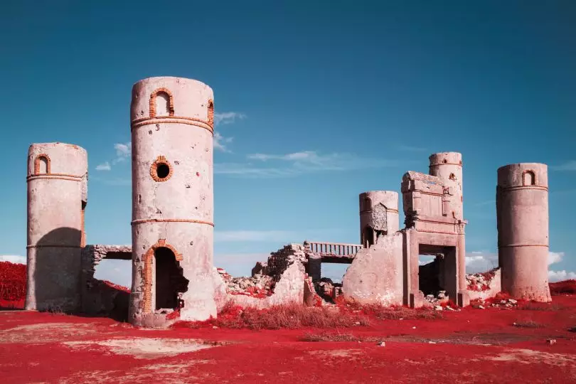 Aus der Serie Infra: Blau, Weiß, Rot © Pierre-Louis Ferrer