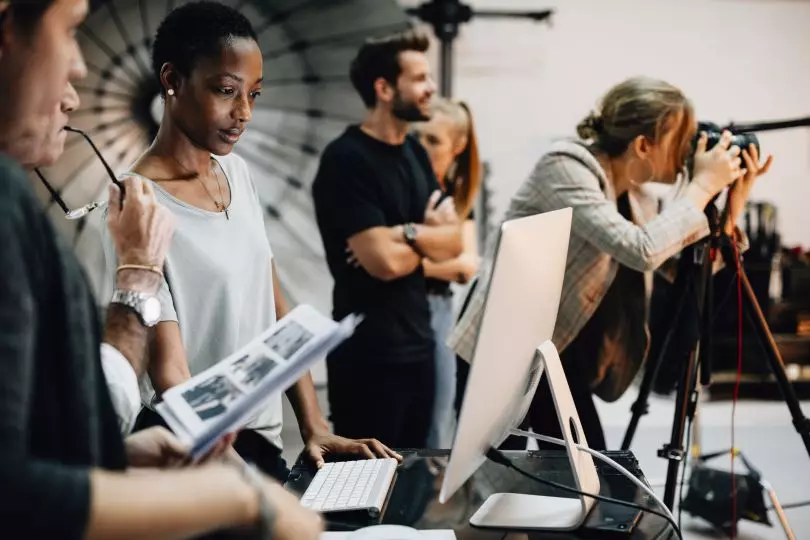 Enyere ikike onyonyo site na Adobe Stock