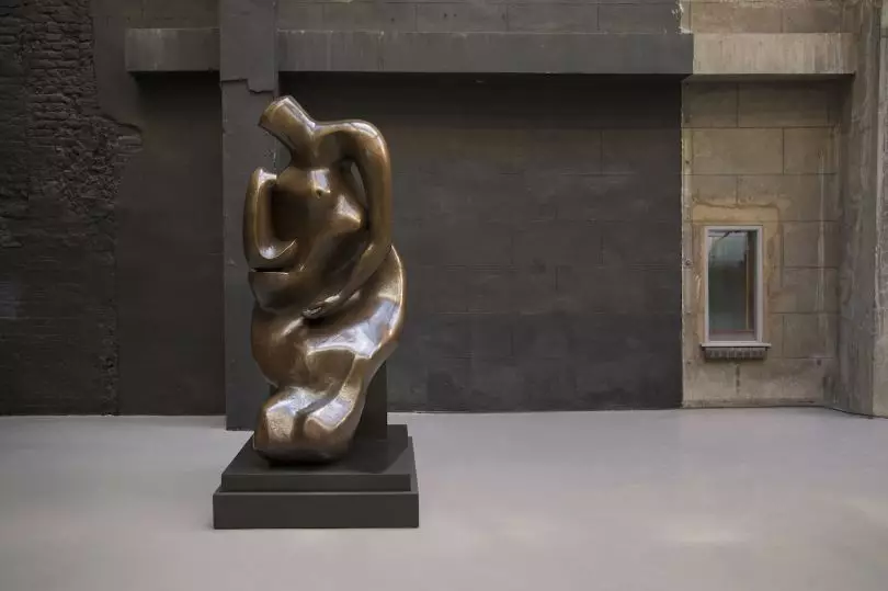 Burberry pairs latest collection with Henry Moore sculptures for Makers House  4813_3