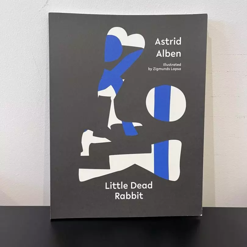 Little Dead Rabbit: buku puisi anu lucu mendakan cara anyar pikeun nyaimbangkeun téks sareng desain 486_2